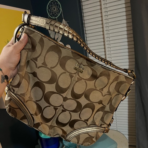 Bags | Coach Signature C Purse | Poshmark